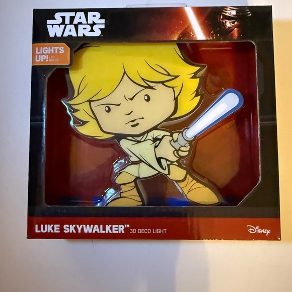 Disney | Toys | Disney Star Wars Luke Skywalker 3d Deco Light Yellow ...